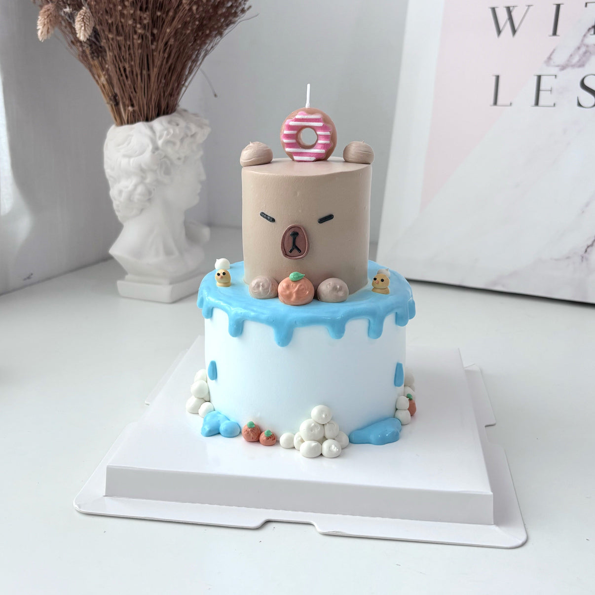 Mini 2 Tier_Capybara – Ning’s Cake