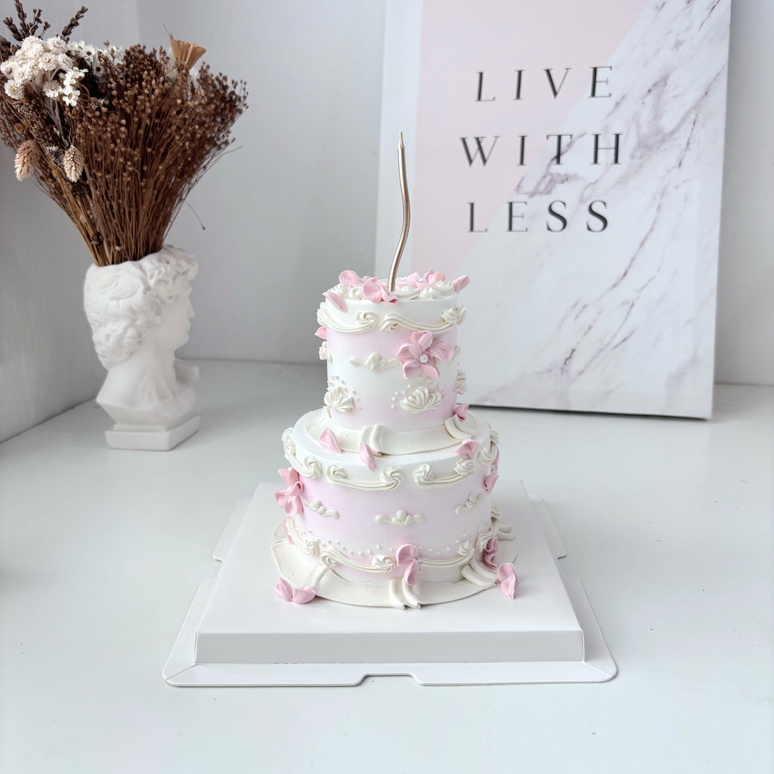 Mini 2 Tier_Aster Blossom – Ning’s Cake